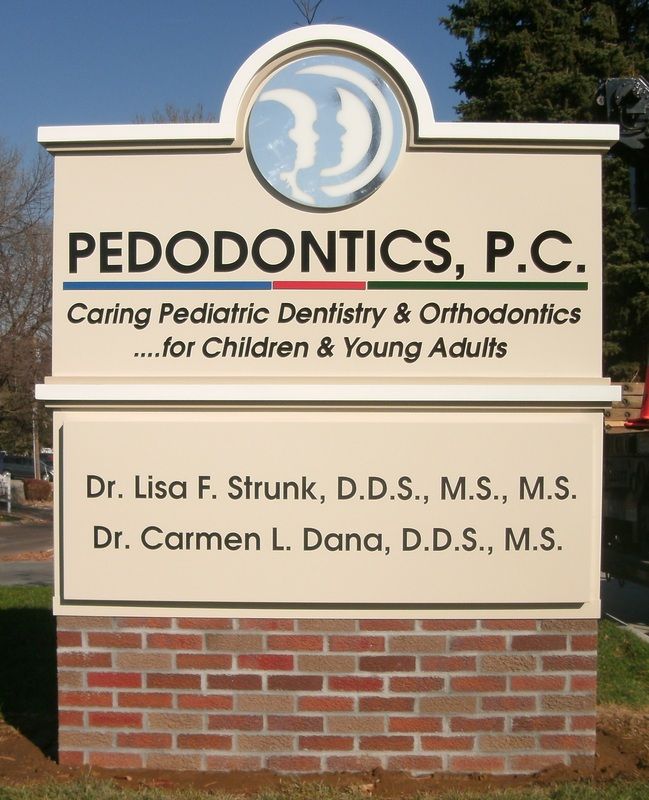 Best Outdoor Signs Omaha, NE | Custom Exterior Signs Near Me